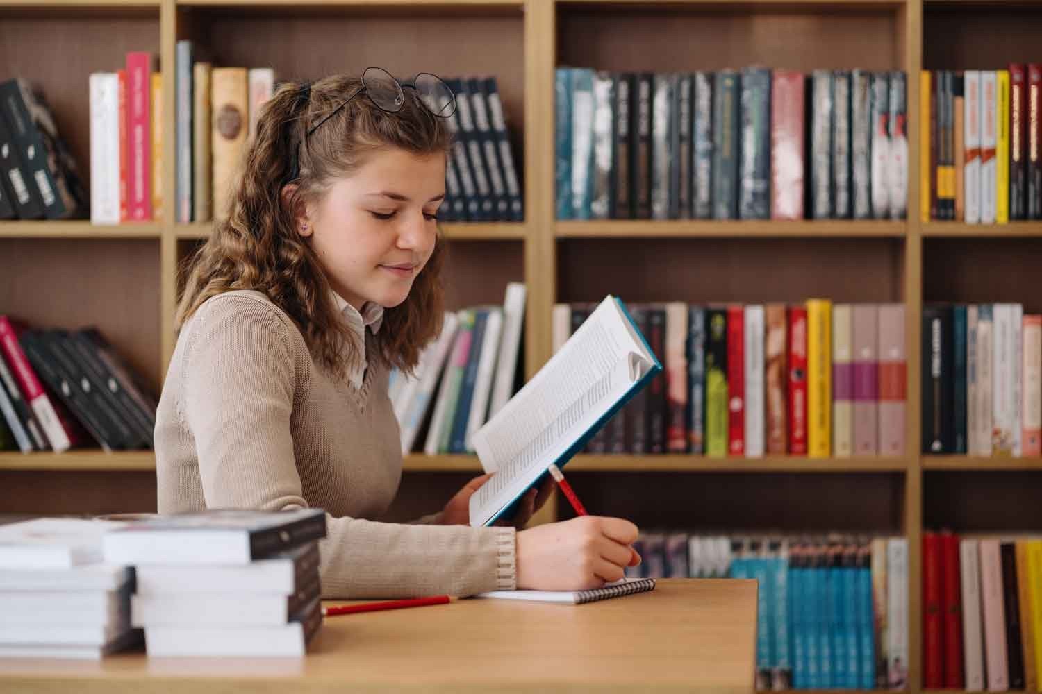 Work and Study Nedir? - Endless Abroad